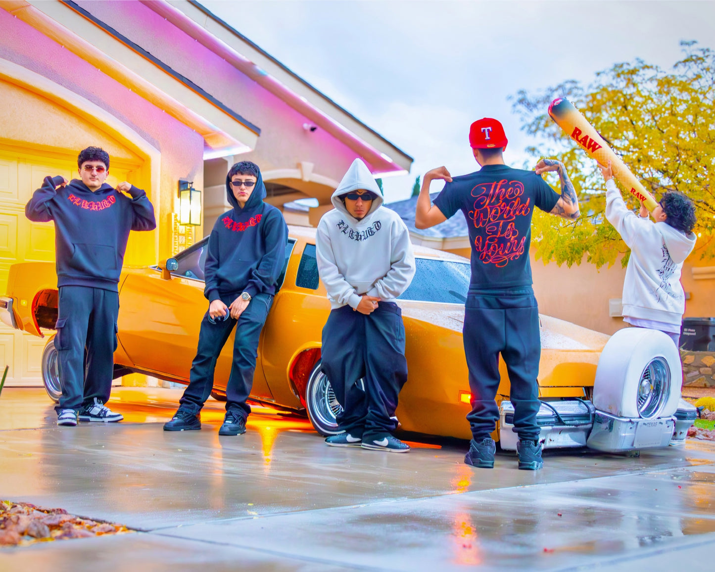 The World Is Yours Heavyweight Hoodie – Grupo Chuco